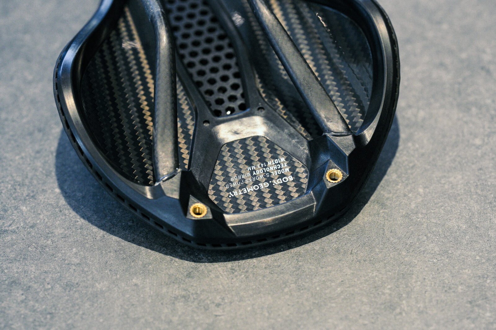 サドル裏の「SWATマウント」活用のすゝめ！ | スペシャライズド 福島 | Specialized Fukushima