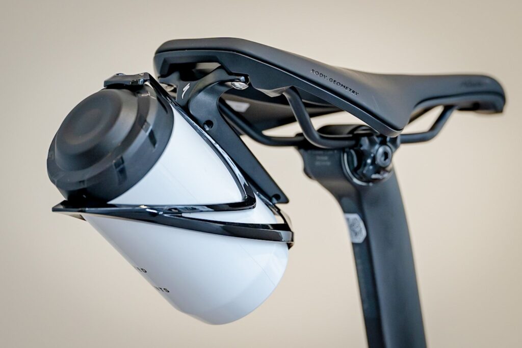 ちょっとしたカスタムで愛車をもっと素敵に、ロングライドの強い味方Direct Mount Reserve Rackのご紹介 スペシャライズド ...