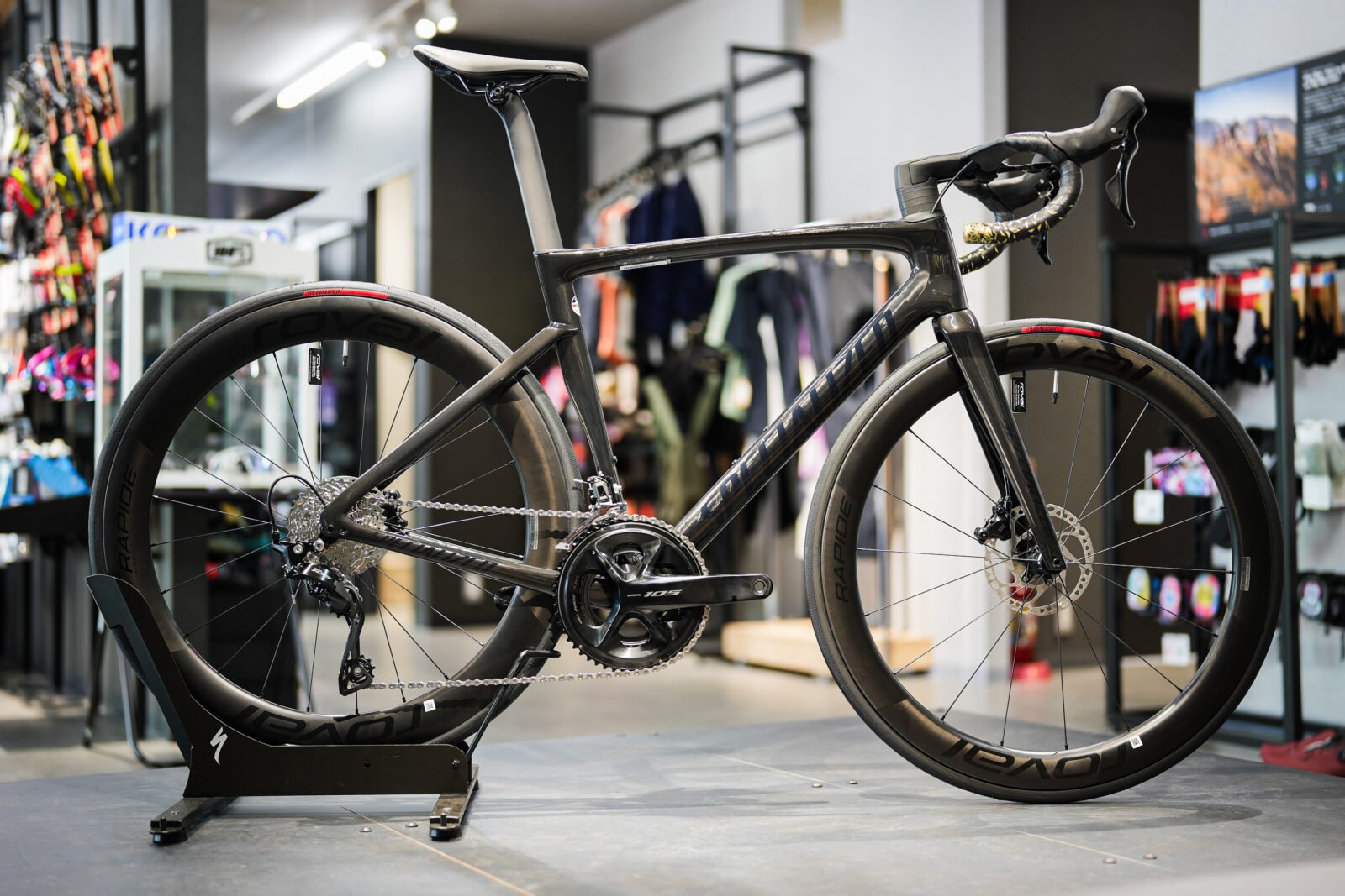 オリジナル完成車！TARMAC SL7 SPORTをレーススペックに仕上げました！ - スペシャライズド 仙台泉 | Specialized ...