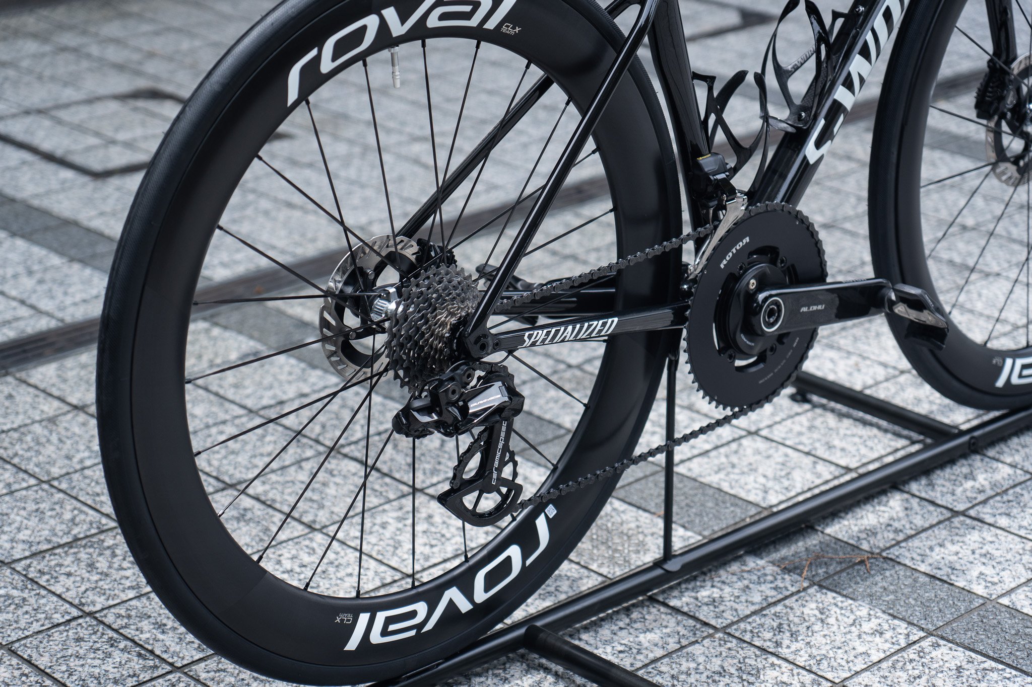 Rapide CLX ll TeamをS-Works Tarmac SL8 Project Blackにインストール！ | スペシャライズド ...