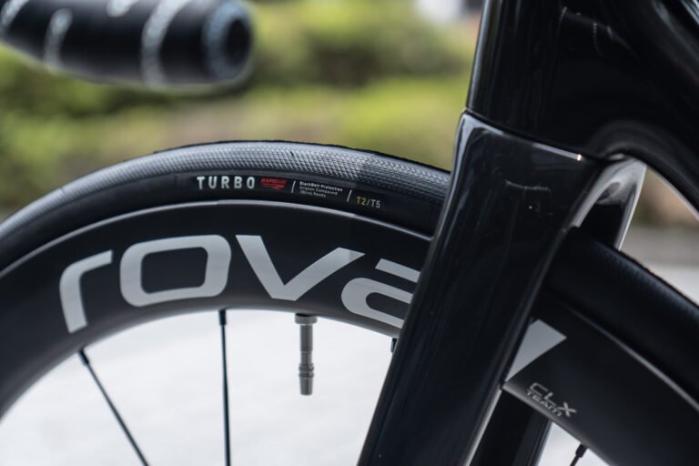 Rapide CLX ll TeamをS-Works Tarmac SL8 Project Blackにインストール！ | スペシャライズド ...