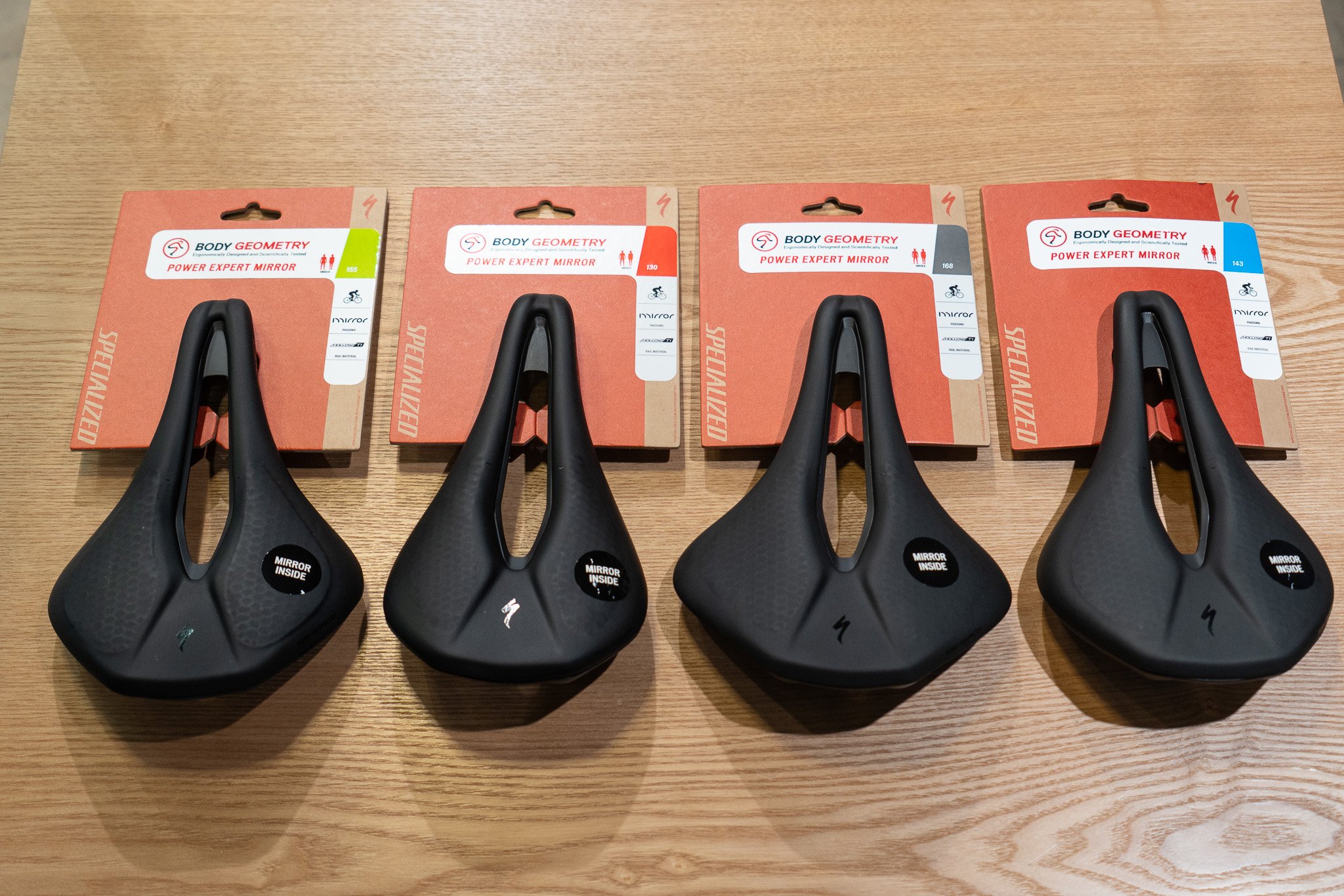 Power Expert Mirrorで快適なライドを手に入れよう。 | スペシャライズド 新宿 | Specialized Shinjuku
