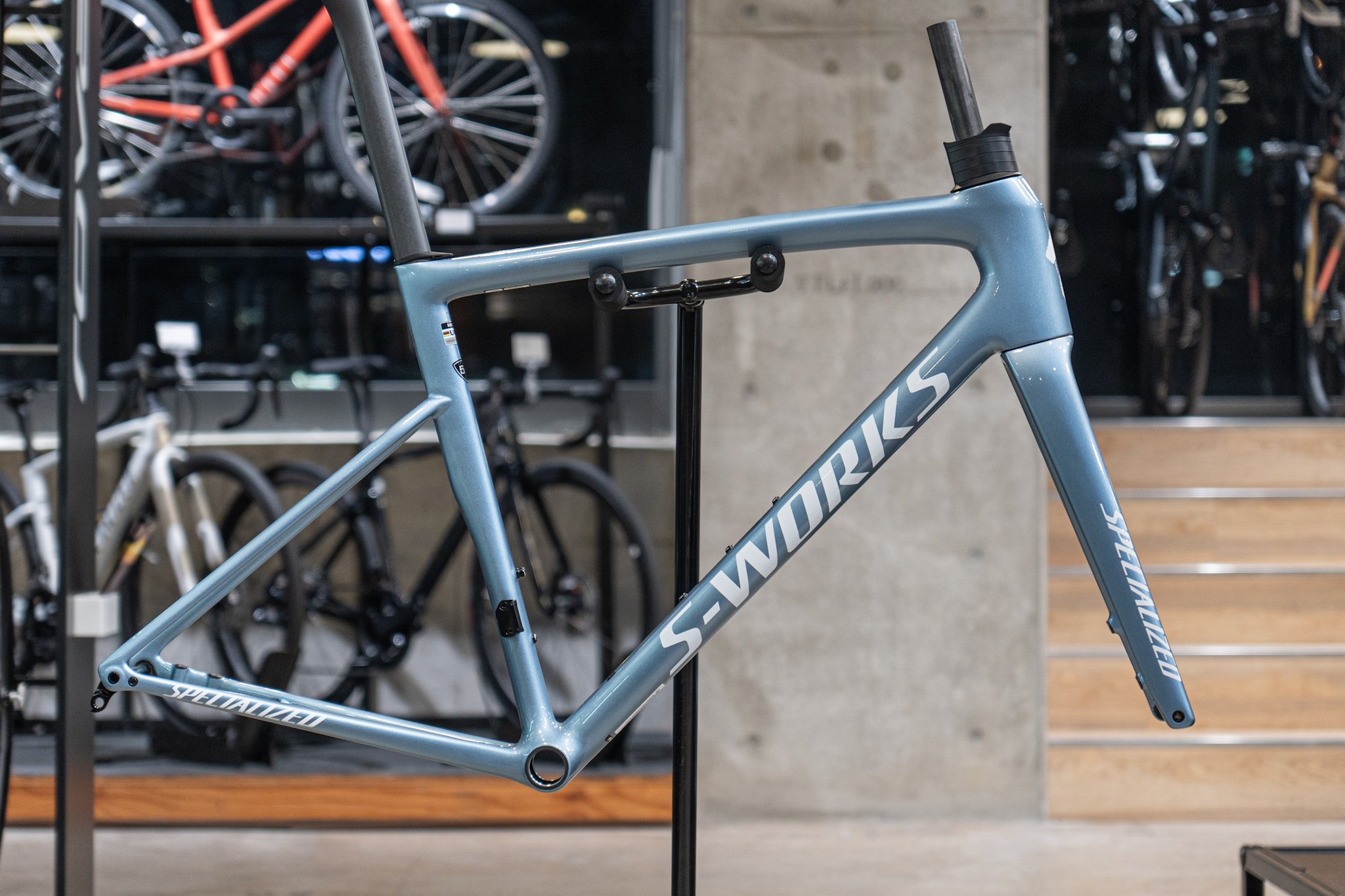 2025年カラーのTarmac SL8 Framesetをご紹介 | スペシャライズド 新宿 | Specialized Shinjuku