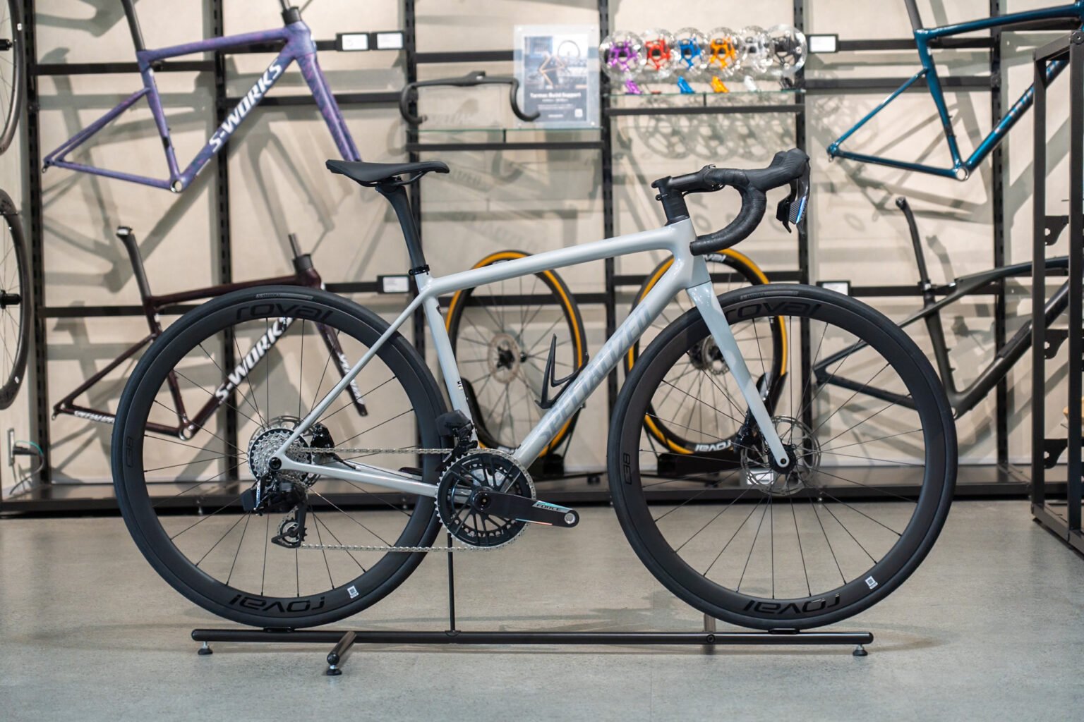 Aethos 2 特徴まとめ | グレードの違いについて | スペシャライズド 住之江 | Specialized Suminoe